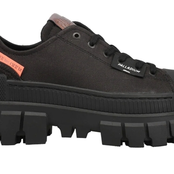 Palladium | Shoes | Palladium Womens Revolt Lo Tx Platform Sneake Black ...